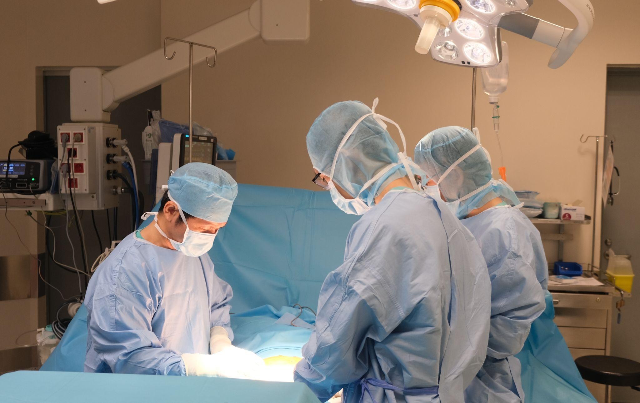 RECTAL PERFORATION DURING COSMETIC GENITAL SURGERY - FV Magazine
